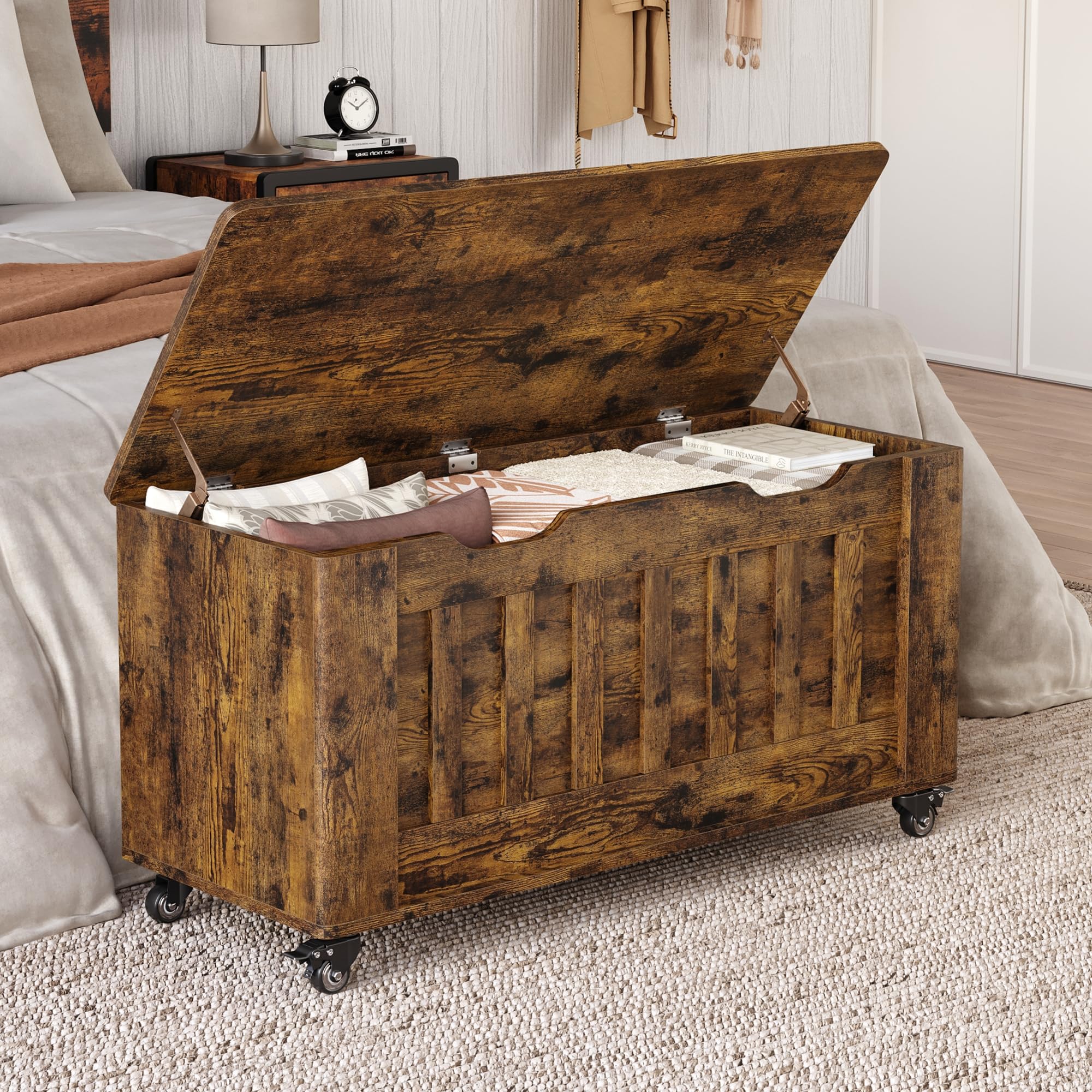 GARVEE Storage Chest - Versatile Wooden Storage Bench with Wheels
